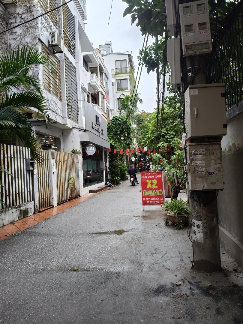 lô đất xây apartment cho nhật thuê. dt 109m2 mt 6.3m, 20m ra oto tránh, 170m ra đại sứ quán nhật ...