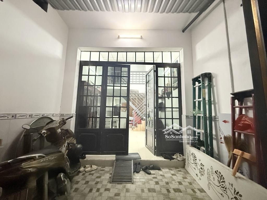 chính chủ gửi bán nhà ngay cmt8-ngã 4 bảy hiền-2 tầng-hẻm thông-50m2 ...