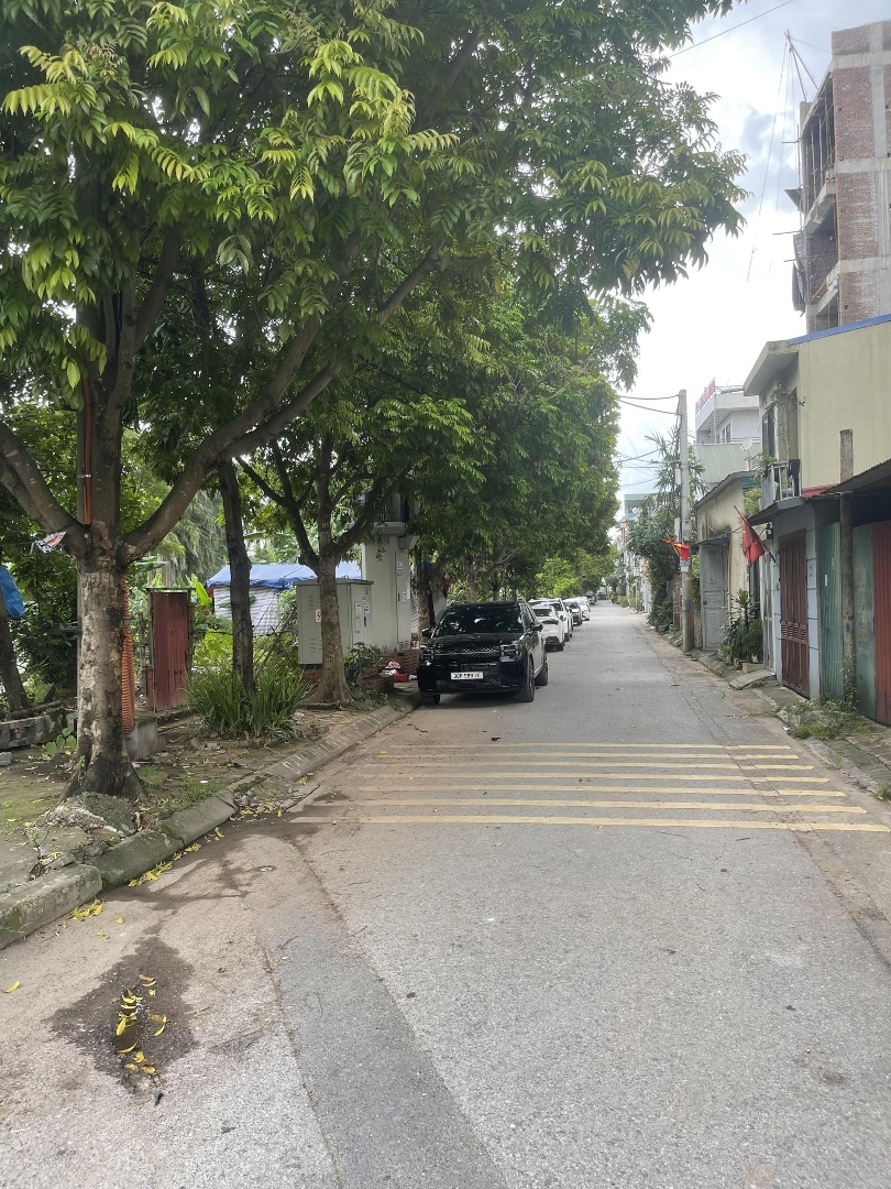 bán đất 130m2 tặng nhà cấp 4 vũ đình tụng long biên mt 7m thoáng vĩnh ...